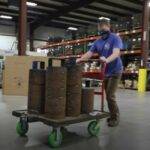 How to Push Carts Properly To Avoid Injuries (Push Cart Sa